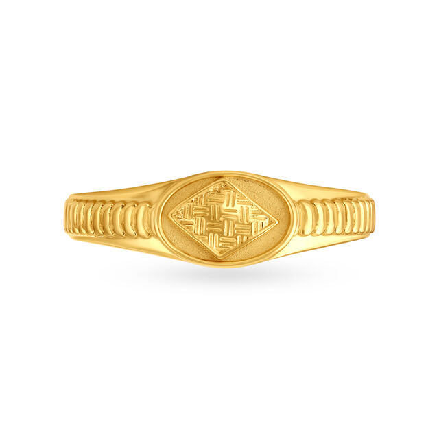 Chic Minimalistic Gold Ring