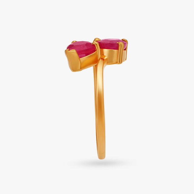 Minimalistic Ruby Studded Gold Ring