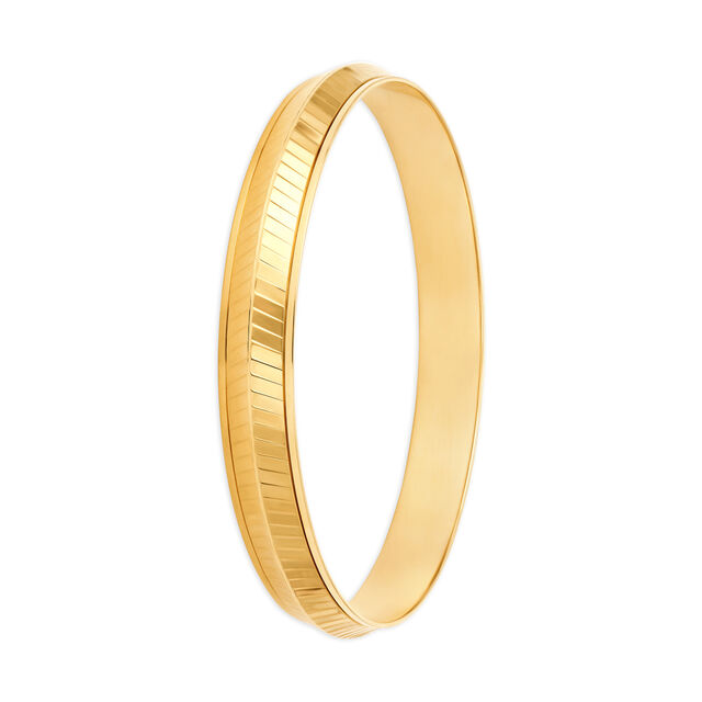 Sophisticated Yellow Gold Ridged Bangle