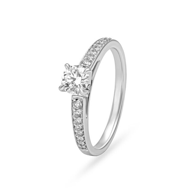 Enticing Diamond Ring