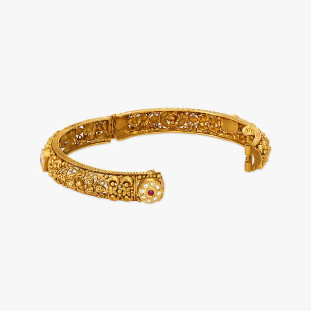 Delightful Ornate Bangle