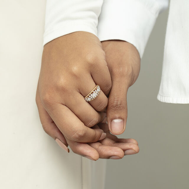 Everlasting Bond Gold & Diamond Finger Ring