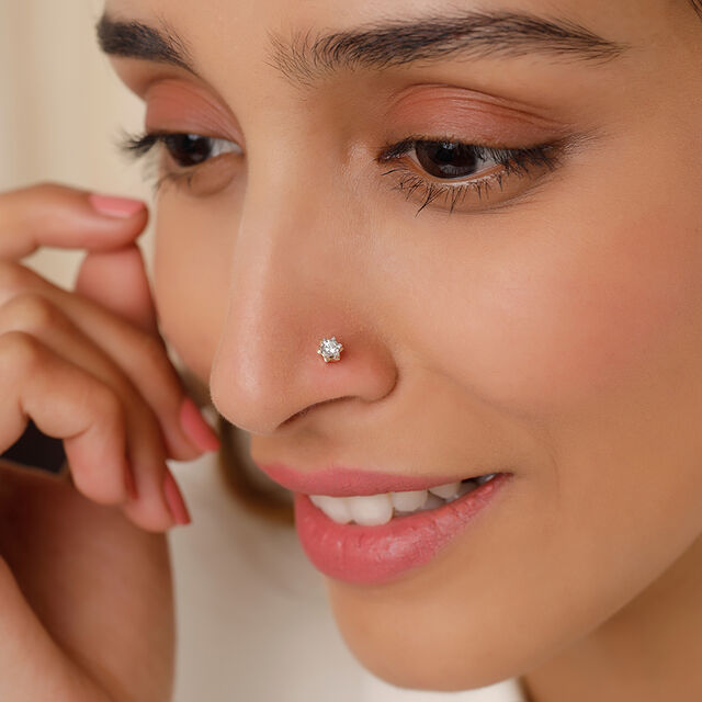 Eternal Starlight 14Kt Diamond Nose Pin