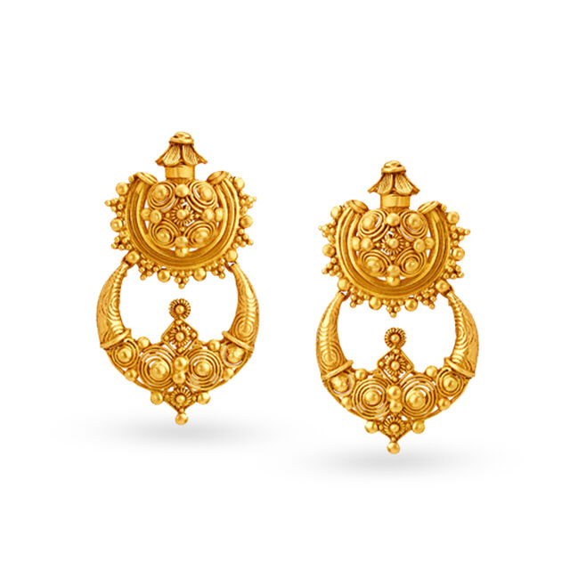 Classical 22 Karat Yellow Gold Enameled Necklace And Earrings Set