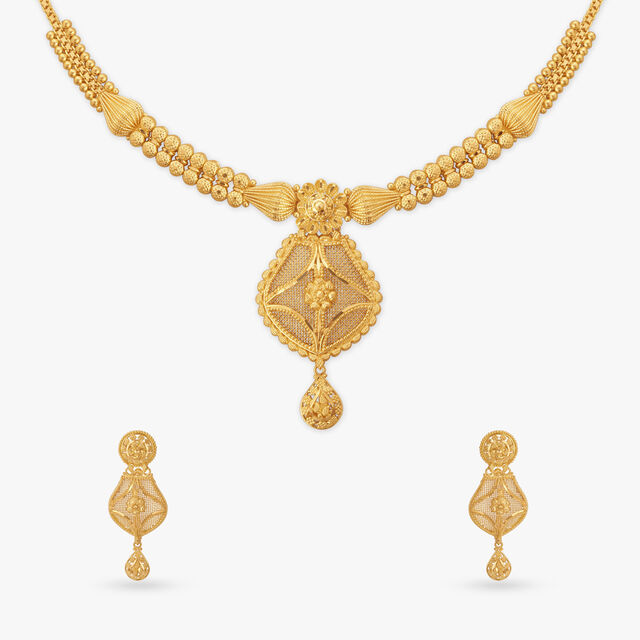 Regal Gold Necklace Set