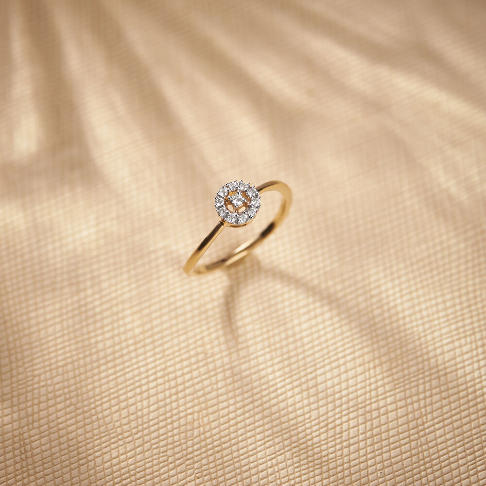 Buy Contemporary Pointer Diamond Ring at Best Price | Tanishq UAE