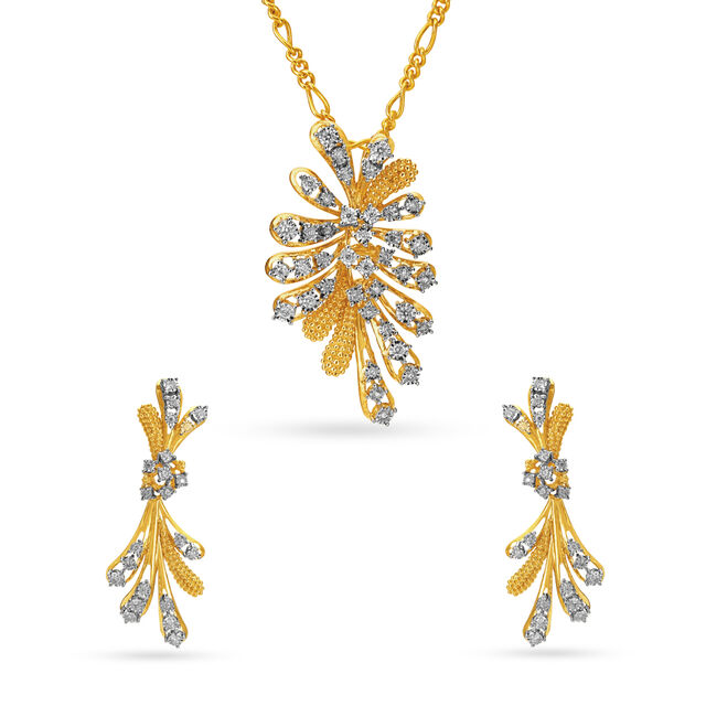 Enchanting Diamond Pendant and Earrings Set