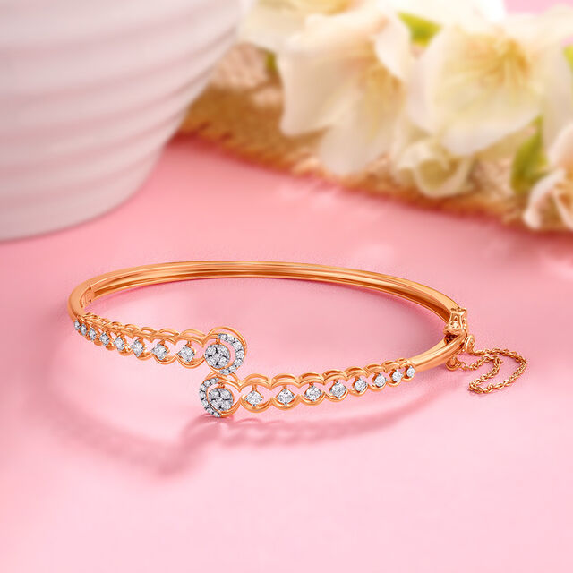 Buy Splendid Radial Diamond Bangle at Best Price | Tanishq US