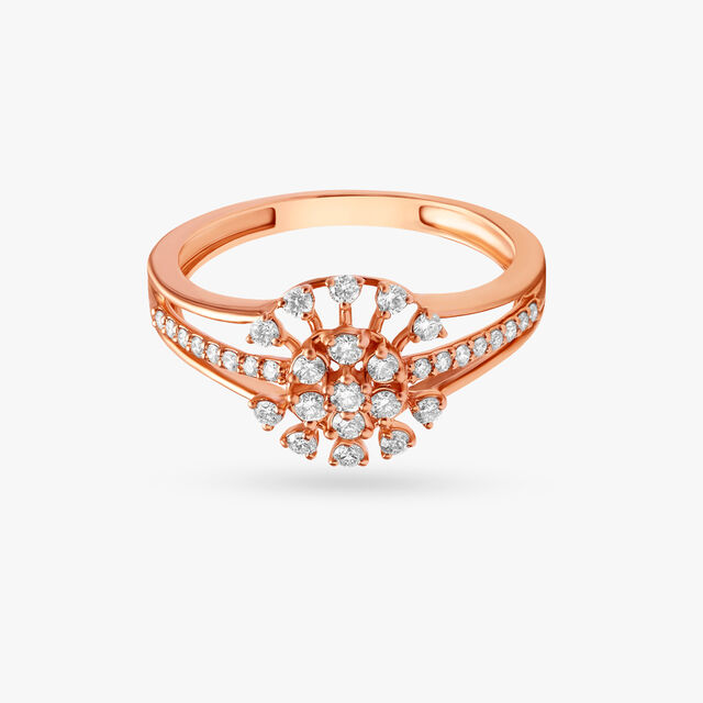 Glimmering Cocktail Diamond Ring