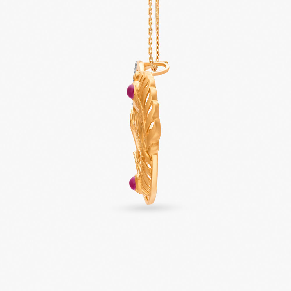 Buy Gorgeous Lord Krishna Diamond Pendant at Best Price | Tanishq US