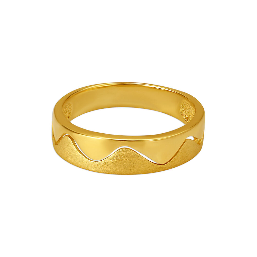 Buy Elegant Wave Pattern Gold Ring at Best Price | Tanishq UAE