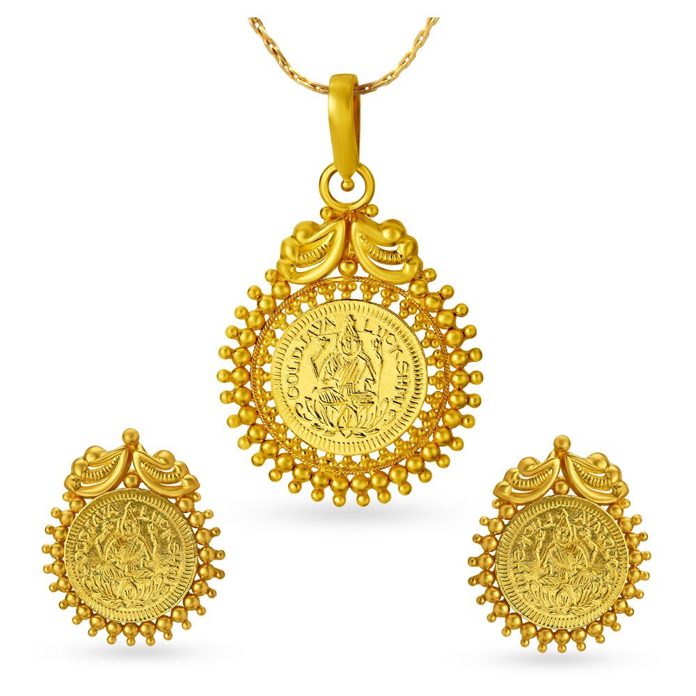 Buy Laxmi Gold Pendant and Earrings Set at Best Price | Tanishq UAE