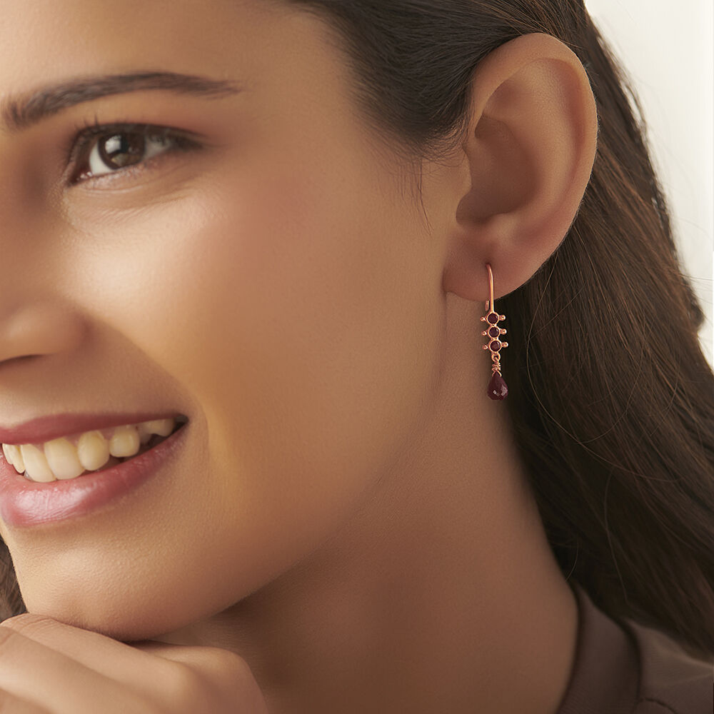 Buy Impressive 22 Karat Yellow Gold Ruby Studded Hoop Earrings at Best Price | Tanishq US