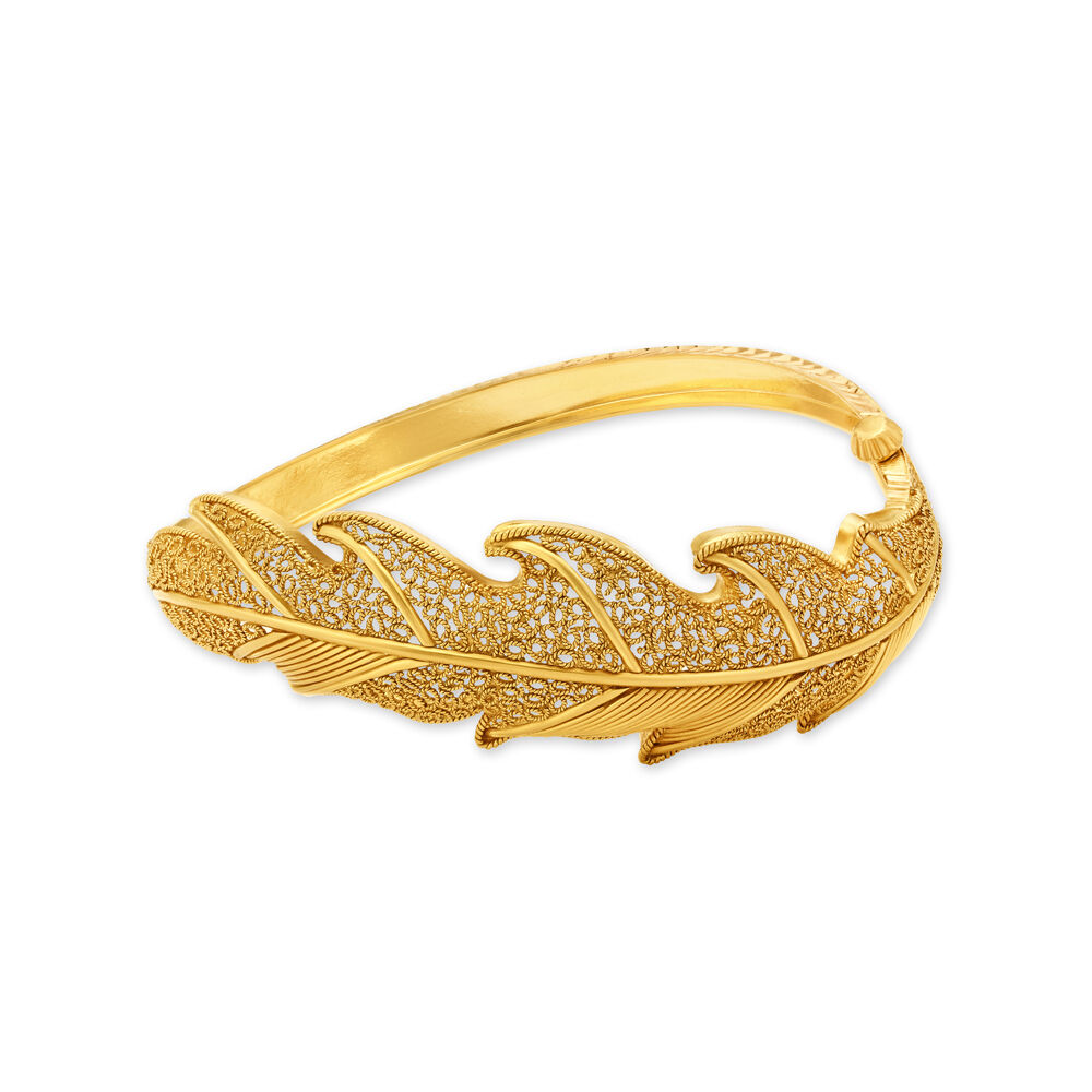 Buy Matchless 22 Karat Yellow Gold Feather Bangle at Best Price ...