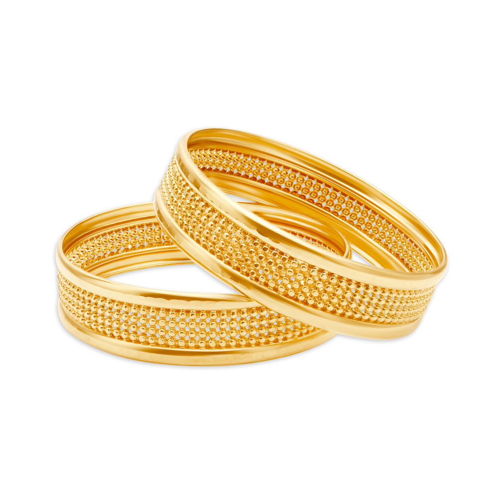 Buy Enchanting Gold Bangle at Best Price | Tanishq UAE