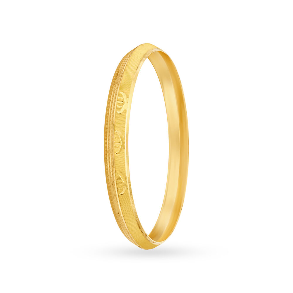 Buy Holy Yellow Gold Etched Khanda Bangle at Best Price | Tanishq US