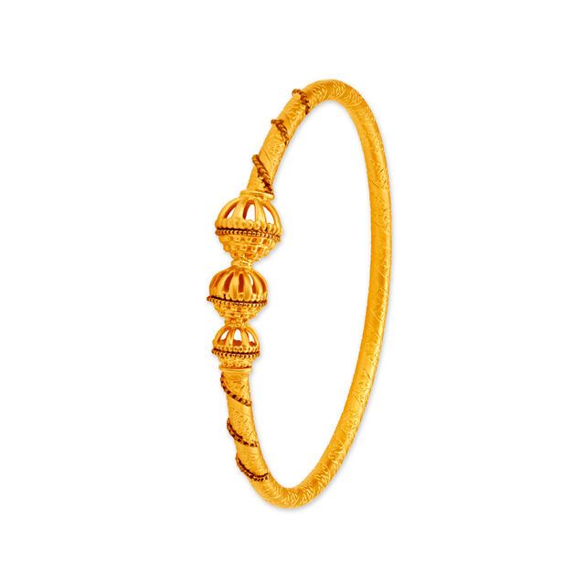 Buy Royal Elegant Bangle at Best Price | Tanishq UAE
