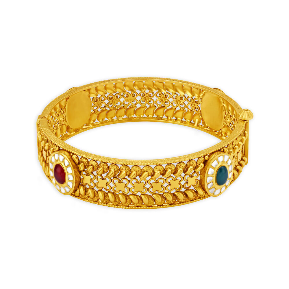 Buy Opulent Gold Bangle for the Gujarati Bride at Best Price | Tanishq UAE