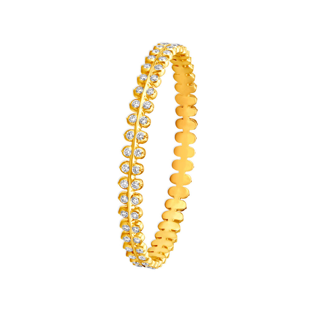Buy Sparkling Diamond Bangle at Best Price | Tanishq US