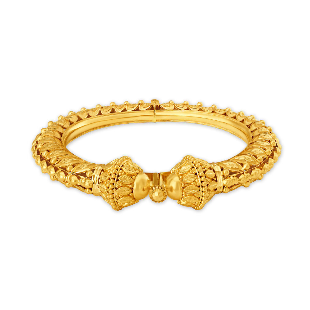 Buy Regal 22 Karat Yellow Gold Leaf Bangle at Best Price | Tanishq US
