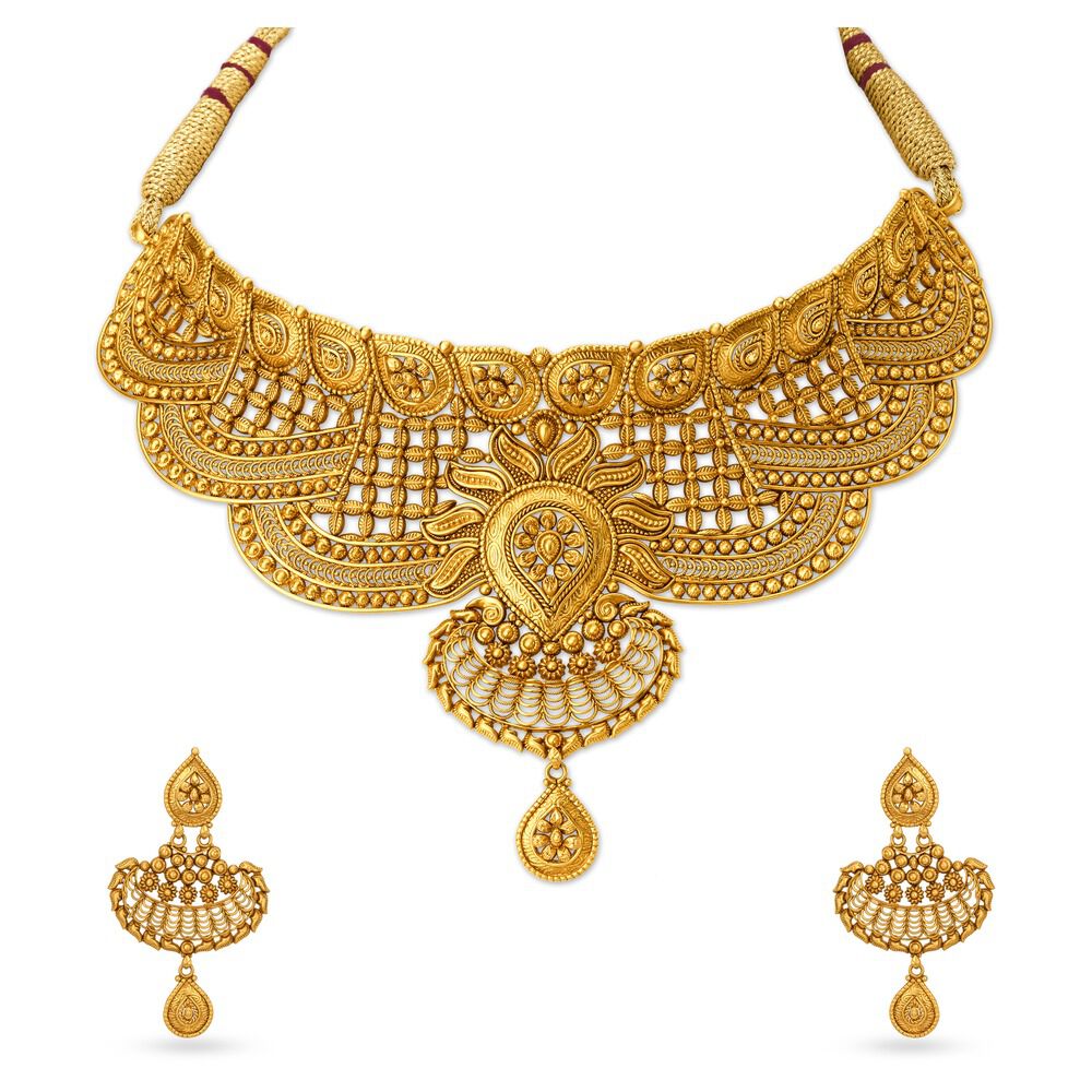 Buy Neckwear set 22 Karat at Best Price | Tanishq UAE