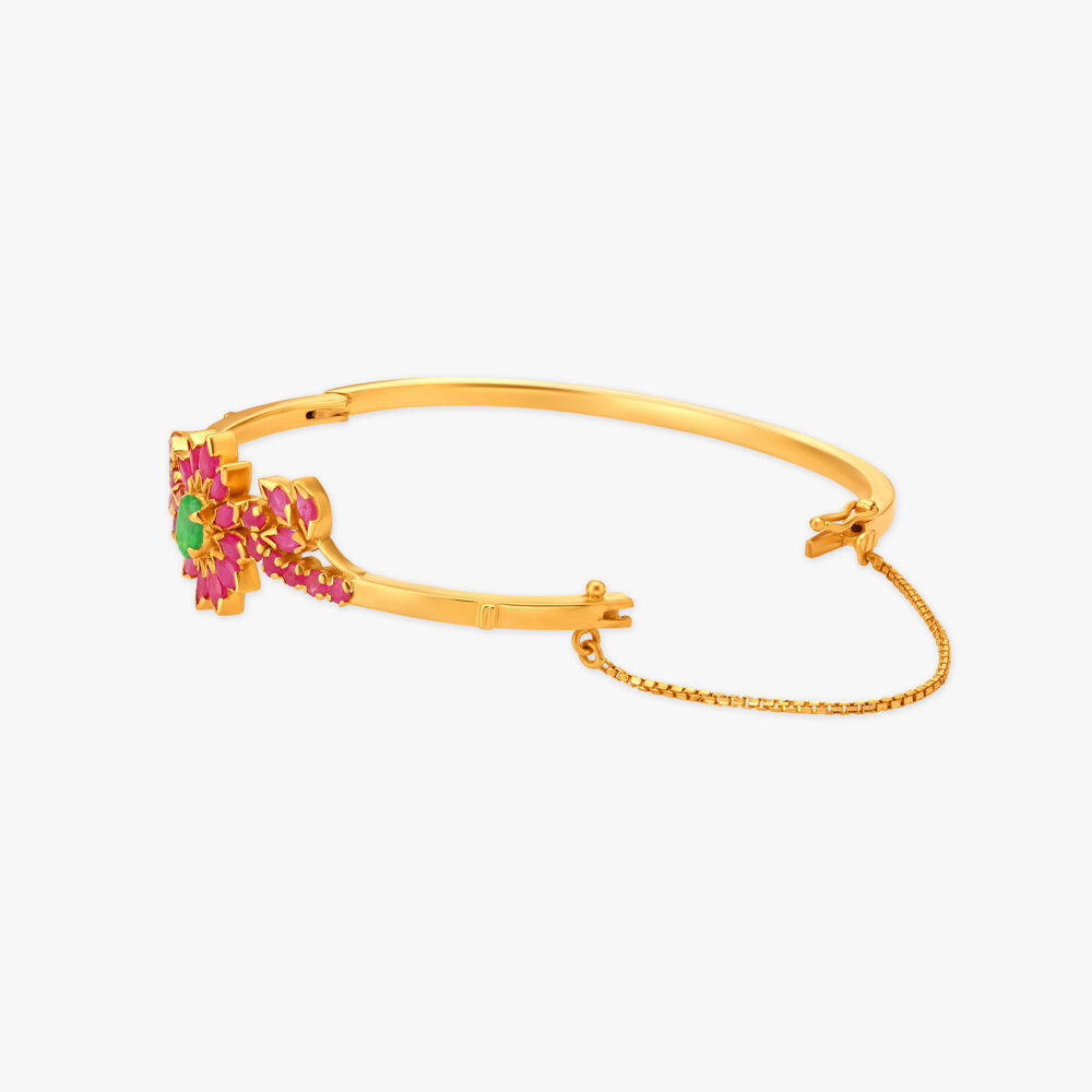 Buy Luxurious Allure Bangle at Best Price | Tanishq US
