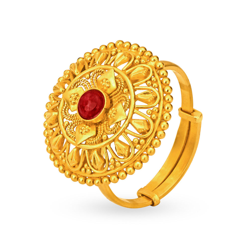 Buy Royal Gold Finger Ring at Best Price | Tanishq UAE