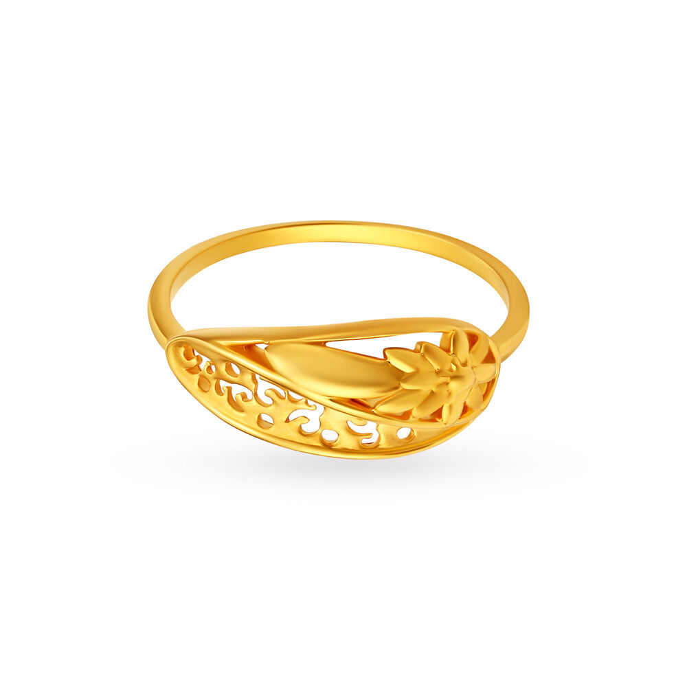Buy Luminous Leafy Ring at Best Price | Tanishq US