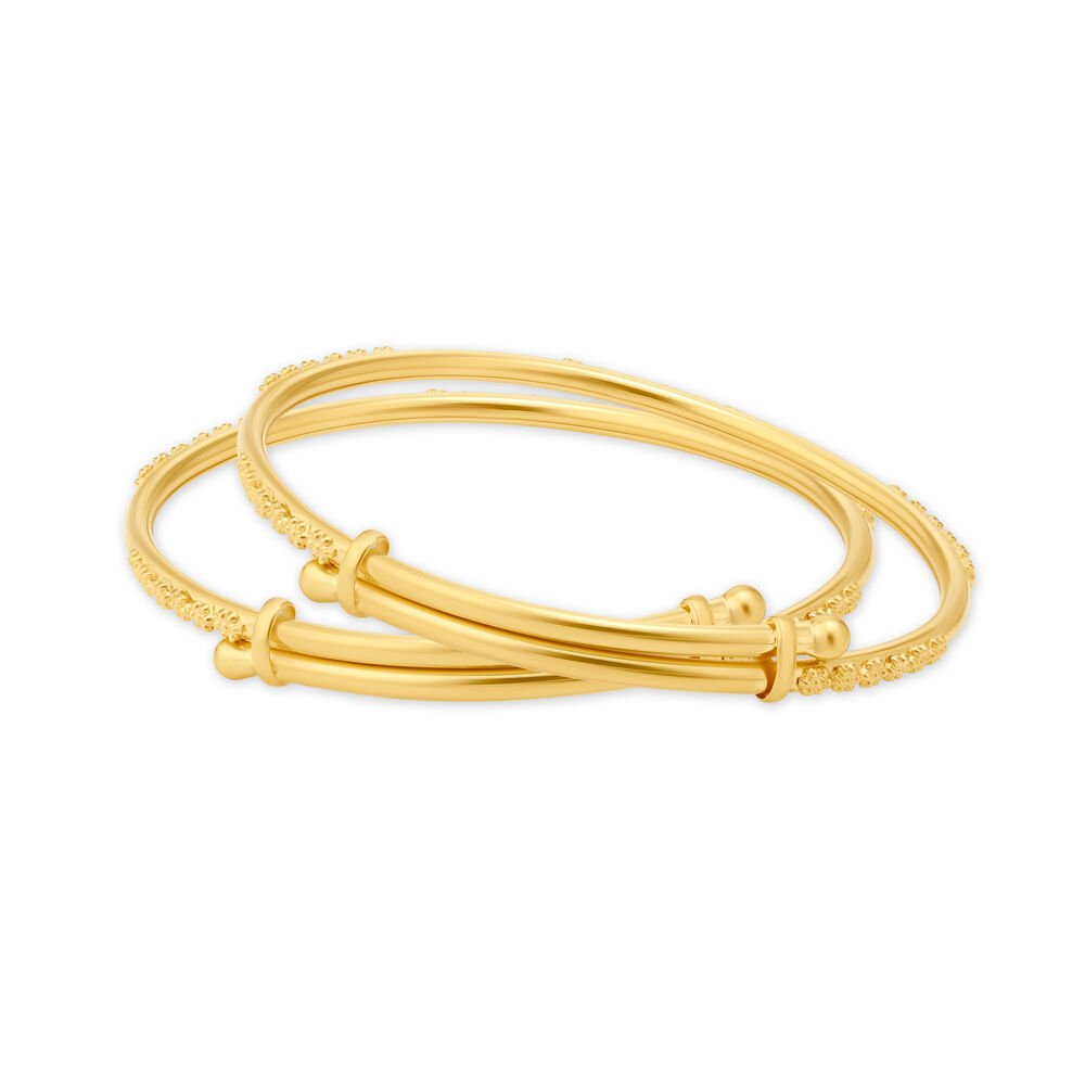 Buy Classy Petite Bangle at Best Price | Tanishq US
