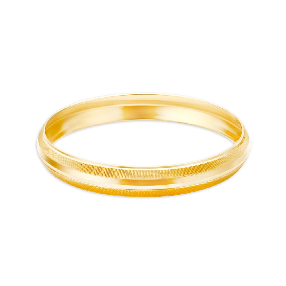 Buy Marvelous Yellow Gold Ridged Bangle at Best Price | Tanishq US