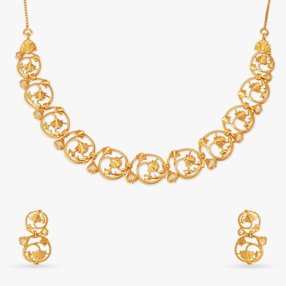 Tanishq Gold Necklace Set