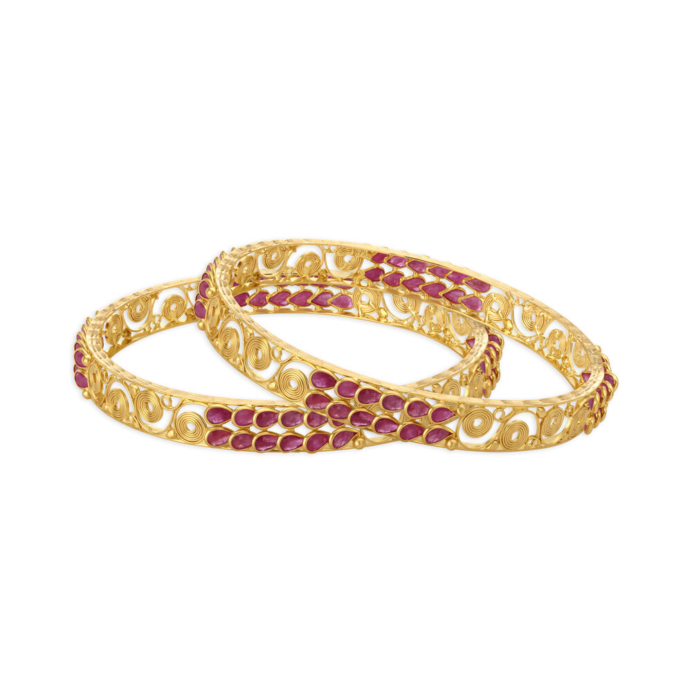 Buy Classy Ruby Gold Bangle at Best Price | Tanishq US