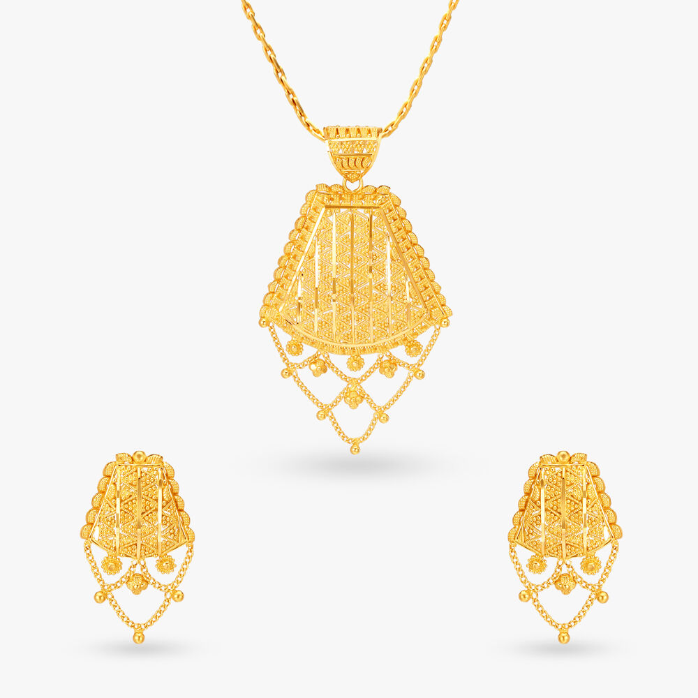Sensuous Gold Pendant and Earrings Set