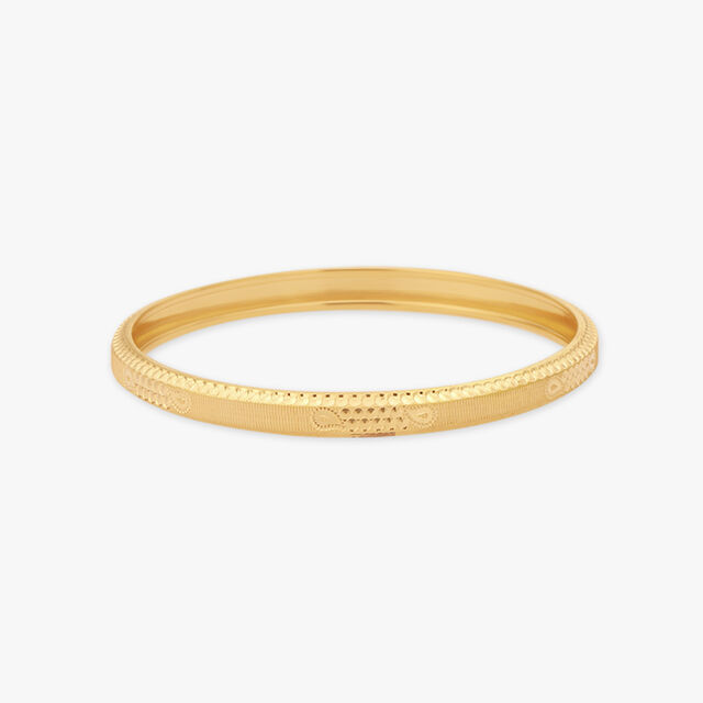 Buy Textured Allure Gold Bangle at Best Price | Tanishq US