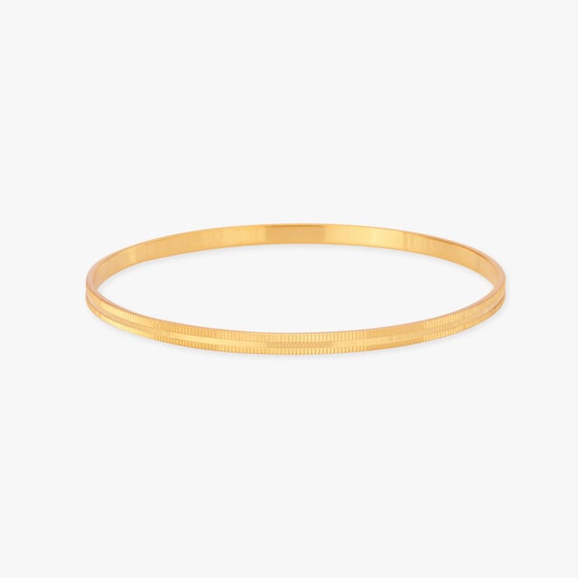 Buy Sleek Gold Embrace Bangle at Best Price | Tanishq US