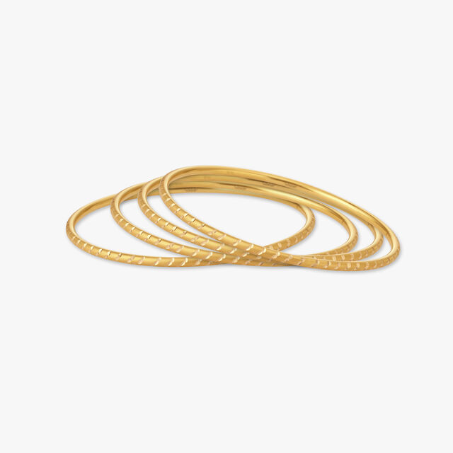 Buy Striking Textured Gold Bangle at Best Price | Tanishq US