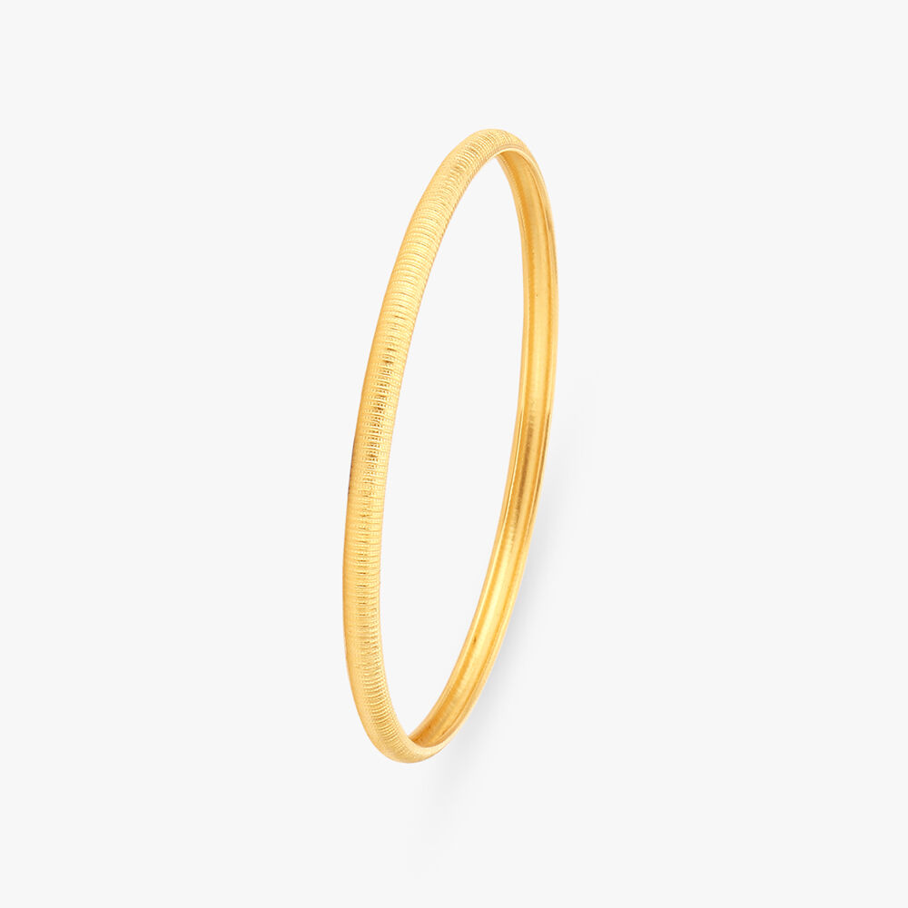 Buy Textured Harmony Gold Bangle at Best Price | Tanishq US