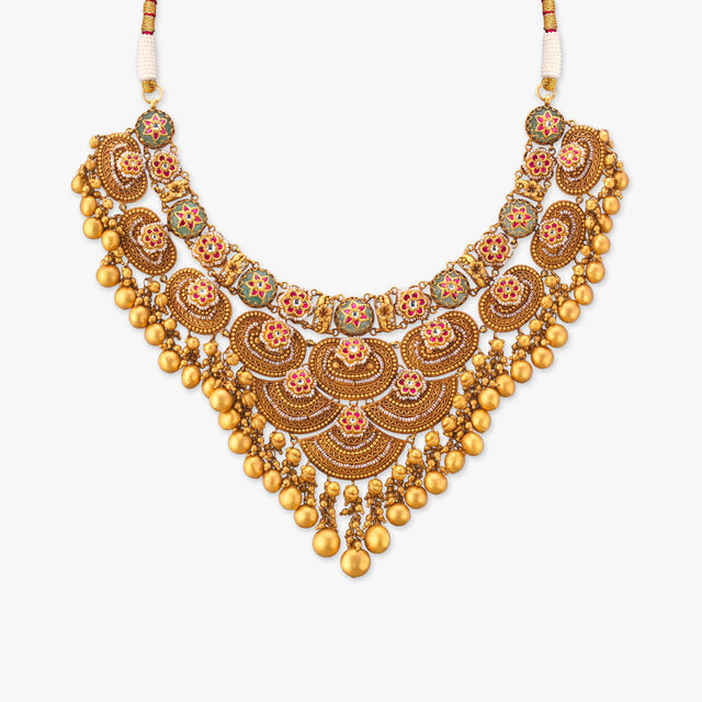 Buy Layered Legacy Gold Necklace set at Best Price | Tanishq US