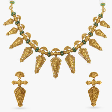 Buy Dharohar Artisanal Jewelry Collection Online | Tanishq USA