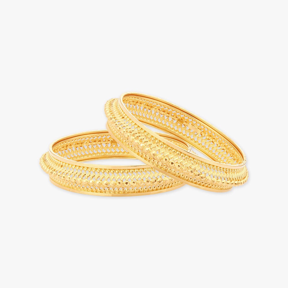 Buy Majestic Gleaming Bangles at Best Price | Tanishq US