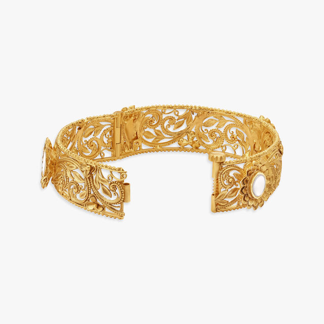 Buy Royal Ruby-Studded Bangle at Best Price | Tanishq US