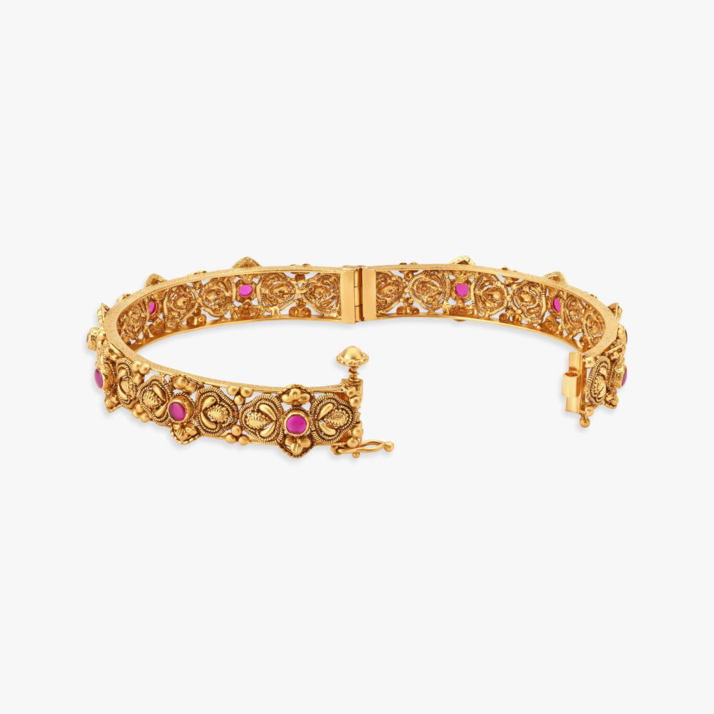 Buy Splendid Bloom Openable Bangle at Best Price | Tanishq US