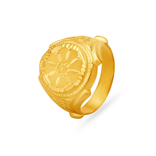 Entrancing Gold Finger Ring For Men