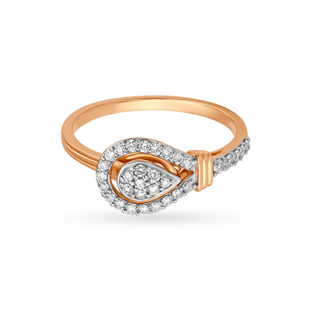 Stately Cluster Rose Gold Finger Ring