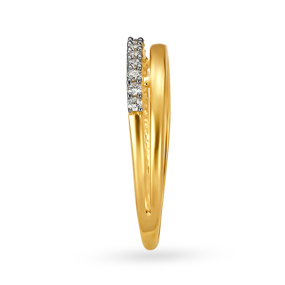 Sleek Line Diamond Finger Ring