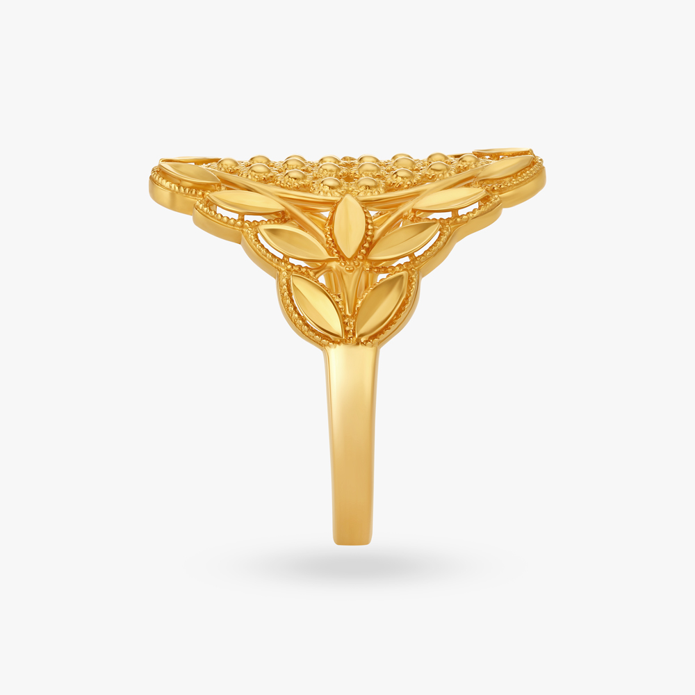 Filigree Gold Finger Ring