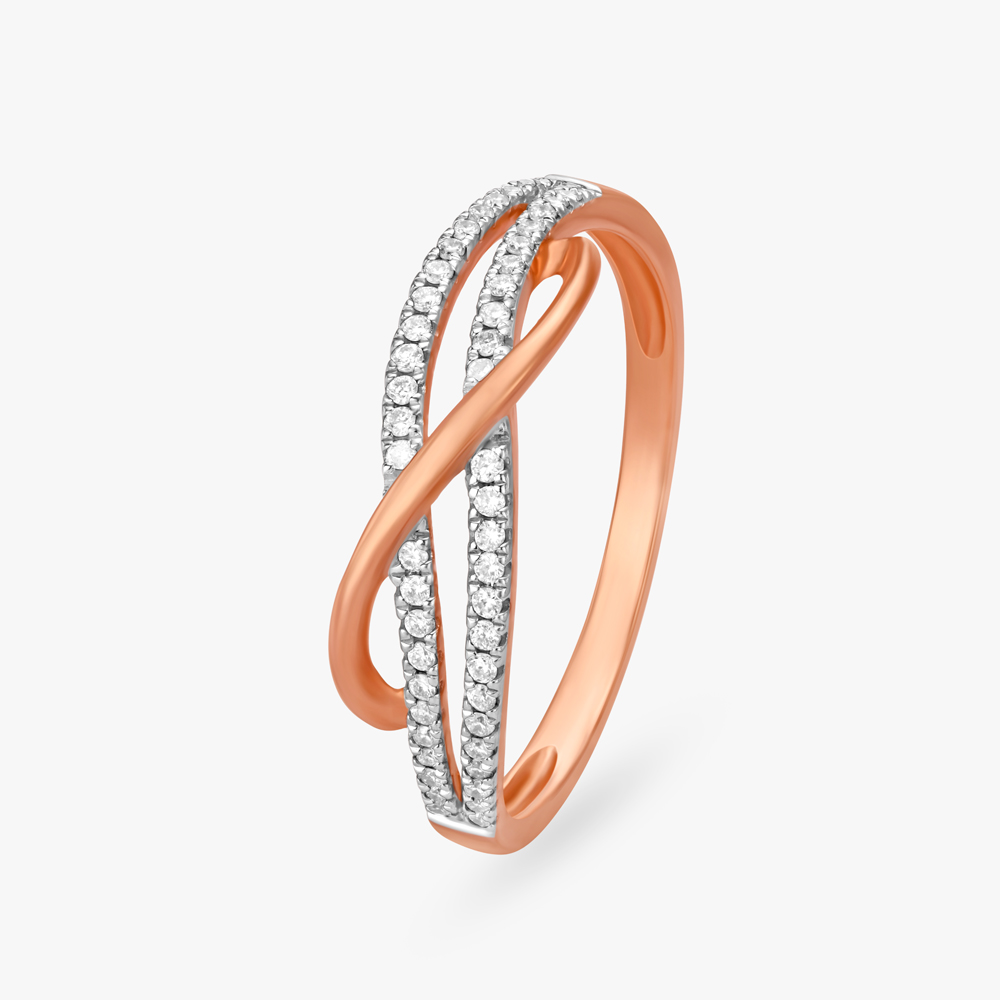 Splendid Crossover Diamond Ring
