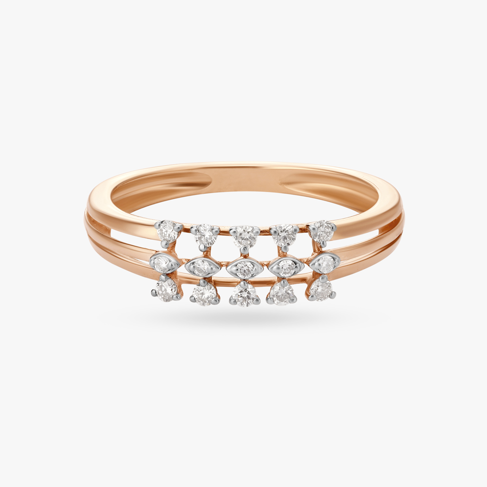 Opulent Diamond Trail Rose Gold Finger Ring