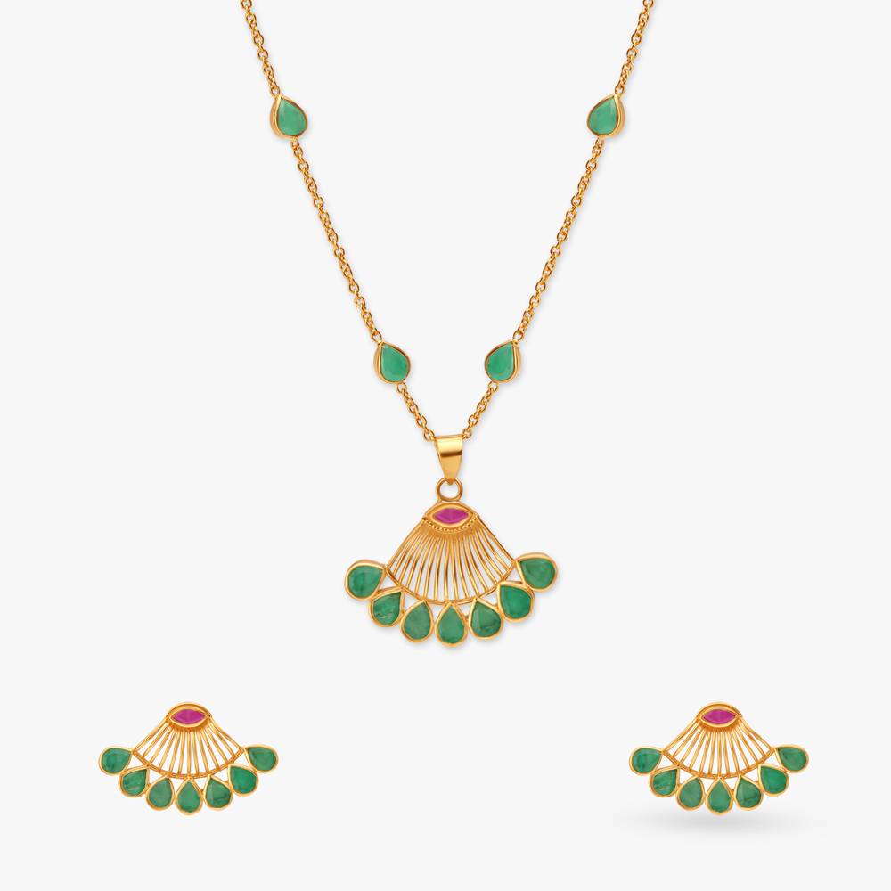 Serenade Gold Pendant with Chain and Earrings Set
