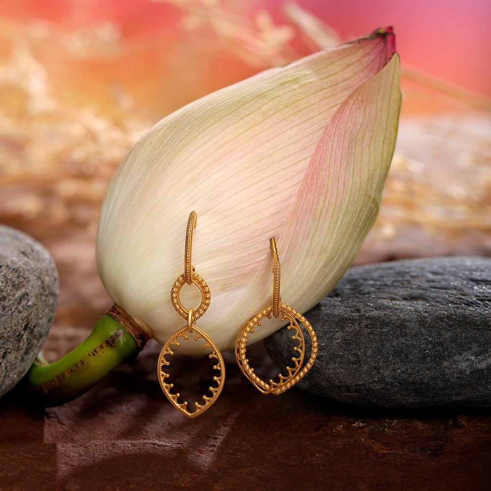 Trendsetter Mismatch Earrings